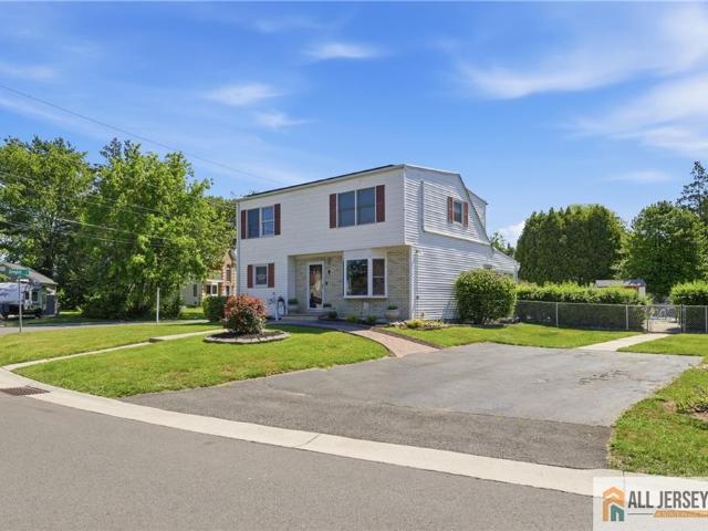 8 Lauretta Drive