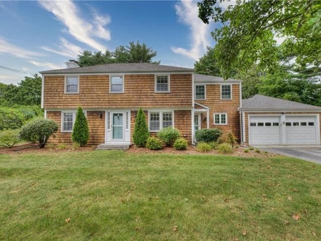 8 Lee Rd, Barrington, RI 02806