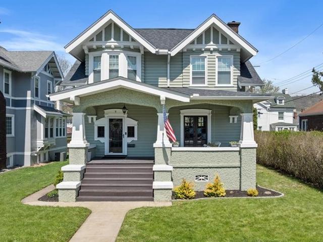 8 Lenox Ave, Wheeling, WV 26003