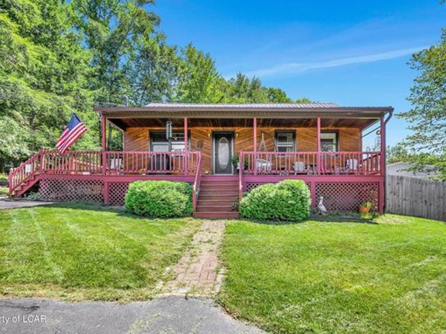 8 Lincoln St, Harveys Lake, PA 18618