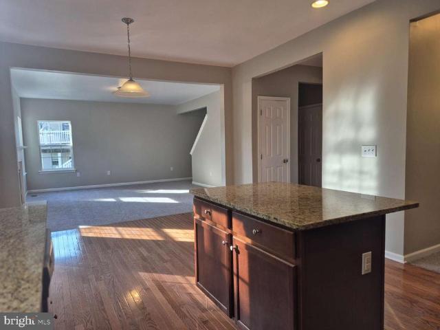 8 Locust Lane