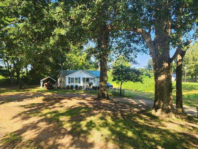 8 Lofton Ln, Natchez, MS 39120 | MLS #4123 | Compass