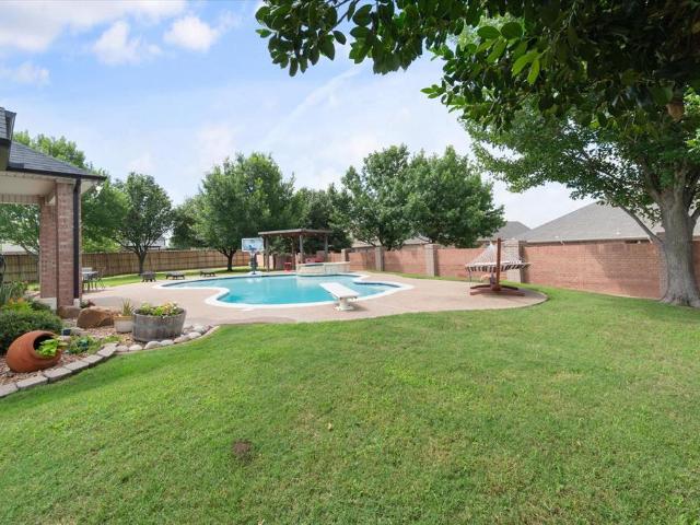 8 Losana Court