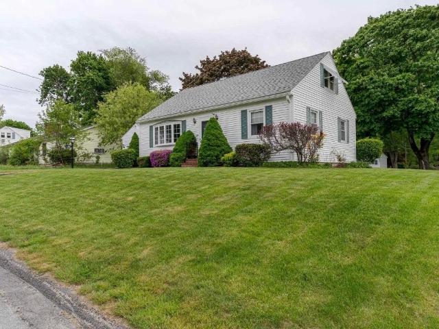 8 Lowell Avenue