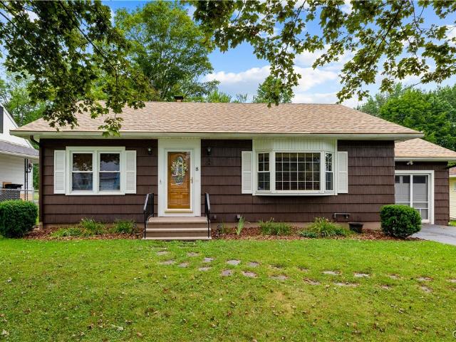 8 Parkway Place