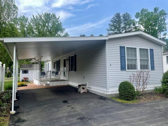 8 Park Ave, Plainville, CT 06062