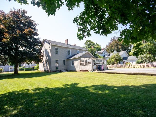 8 Phelps Street