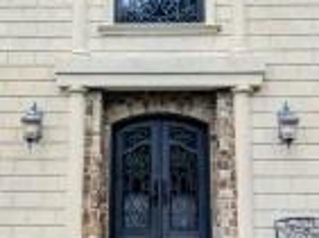 8 Pineview