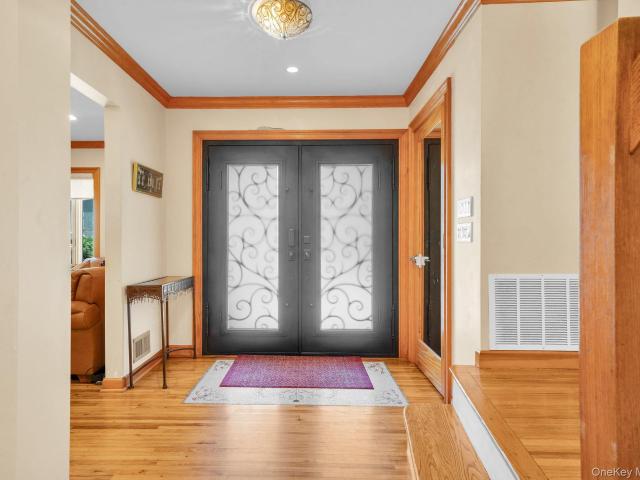 8 Pinehurst Drive