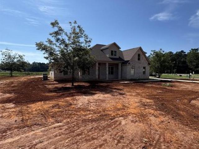 8 Pleasant Oaks Dr, Perry, GA 31069