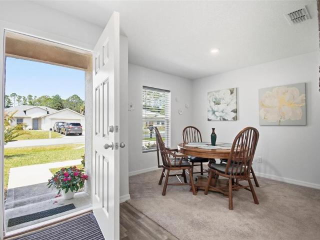 8 Post Oak Ln, Palm Coast, FL 32164 | MLS #FC317309