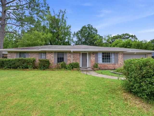 8 Poplar Ave, Shalimar, FL 32579