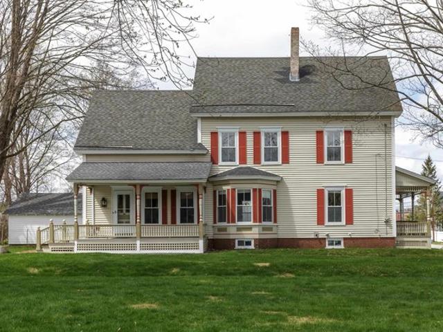 8 Princeton St, Concord, NH 03301
