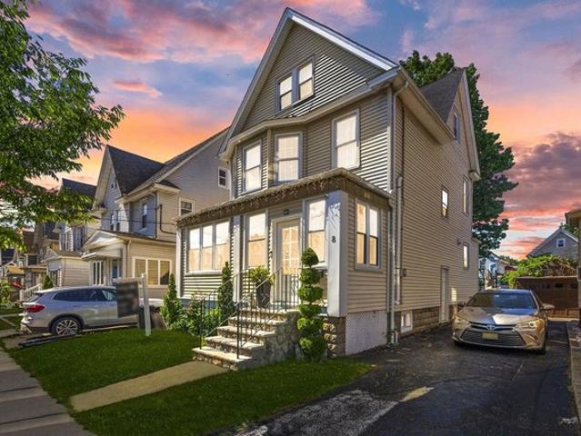 8 Prospect Pl, Kearny, NJ 07032