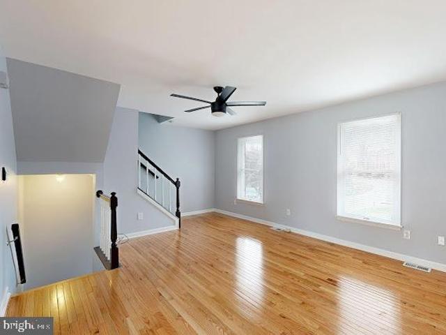 8 Rutherford Place