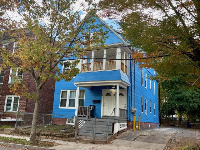 8 Read St, Fl 2, New Haven, CT 06511 | MLS #24142 | Compass