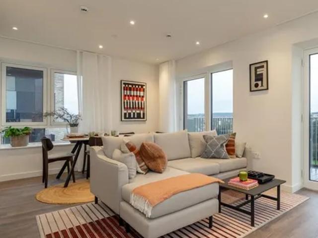 8 Ribbon Lane, London, NW2 8AB, United Kingdom | 3 bed house for rent #167588837 | Rentberry