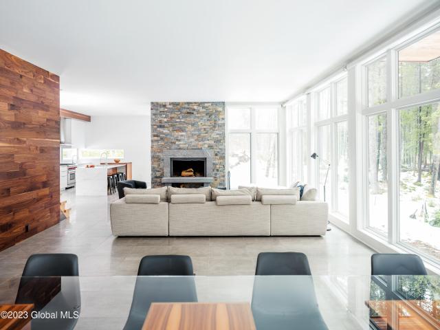 8 Riley Farm Lane
