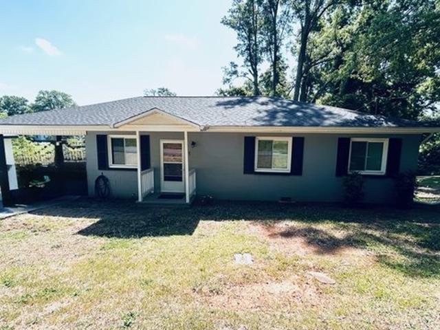 8 Riley St, Honea Path, SC 29654