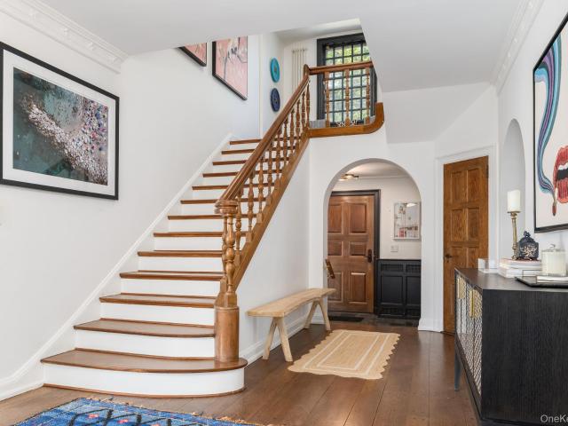 8 Rittenhouse Road