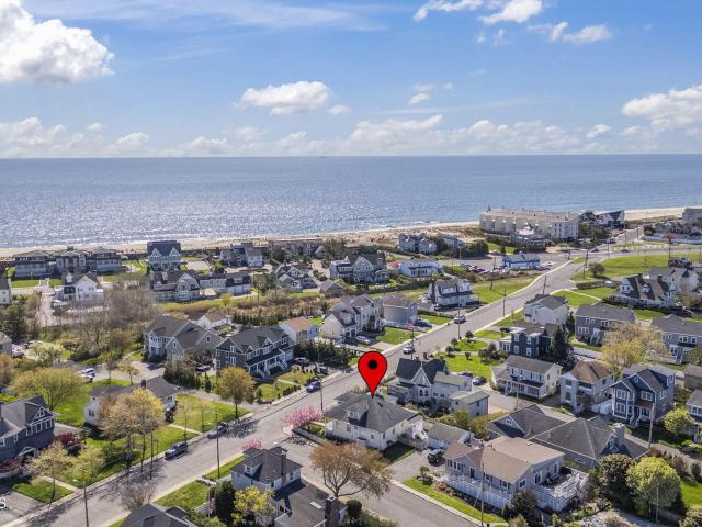 8 Riverdale Ave, Monmouth Beach, NJ 07750 | MLS #22611 | Compass