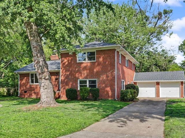 8 Riverdale DR
