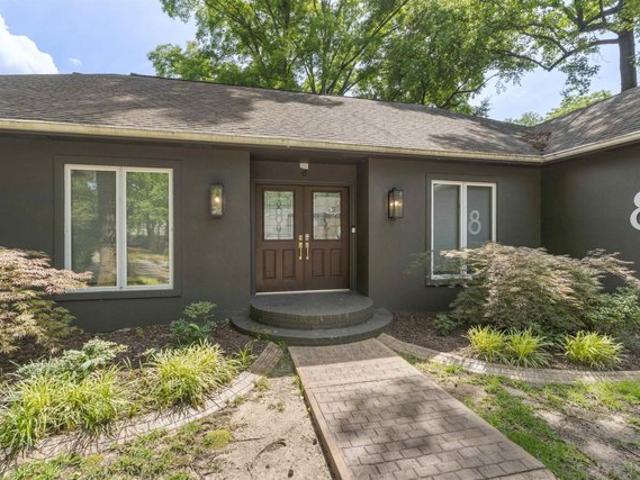 8 Riverwood Pl, Maumelle, AR 72113