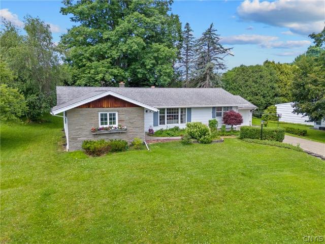 8 Riverview Drive