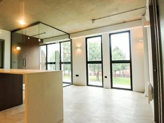 8 Rockdove Avenue, Manchester, M15 5FH, United Kingdom | 2 bed apartment for rent #138932396 | Rentberry