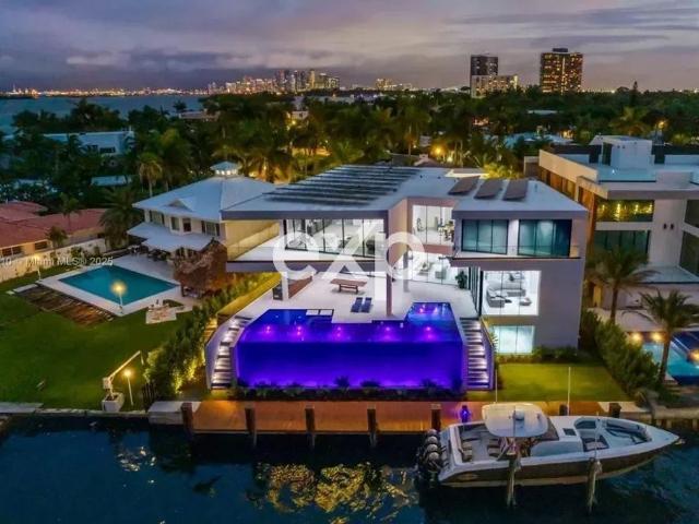 8 room luxury Villa for sale in Miami Shores, Florida