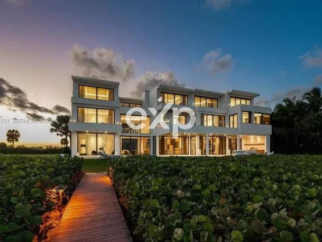8 room luxury Villa for sale in Hillsboro Beach, Florida