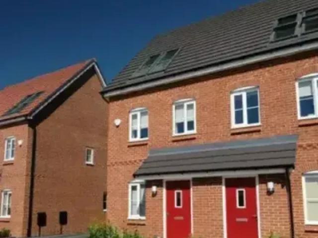 8 Rose Street, Chadderton, OL9 8ES, United Kingdom | 3 bed apartment for rent #145235303 | Rentberry