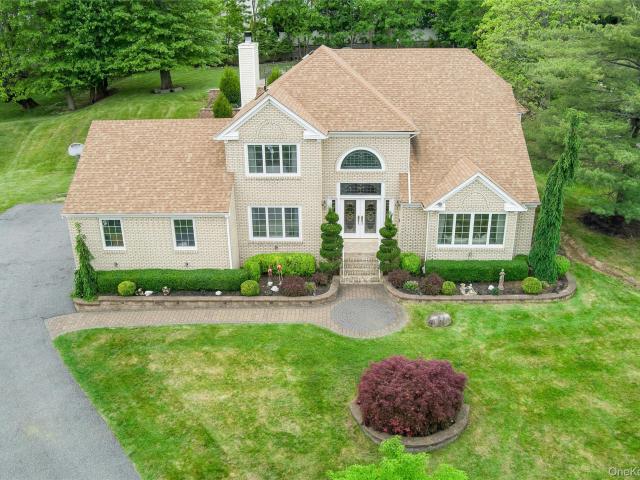8 Stark Court