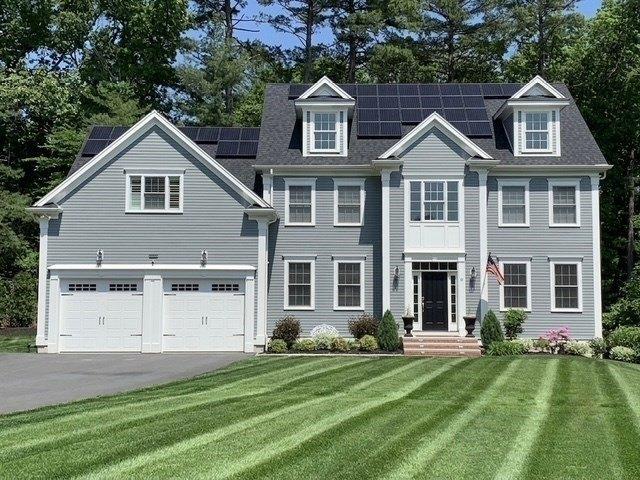 8 Sterling Ct, Northborough, MA 01532