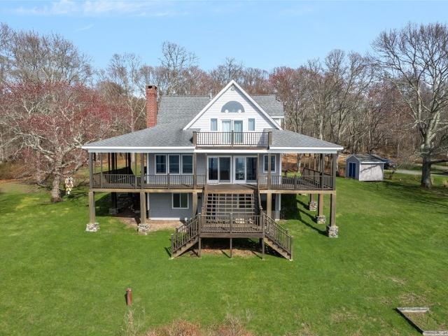 8 Stevens Landing Ln, Portsmouth, RI 02872 | MLS #1410 | Compass