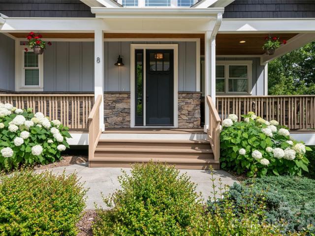 8 Sugarland Ridge Road