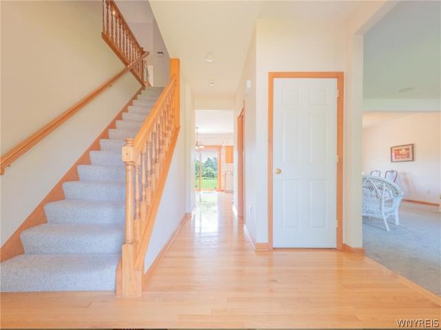 8 Sunset Creek Drive