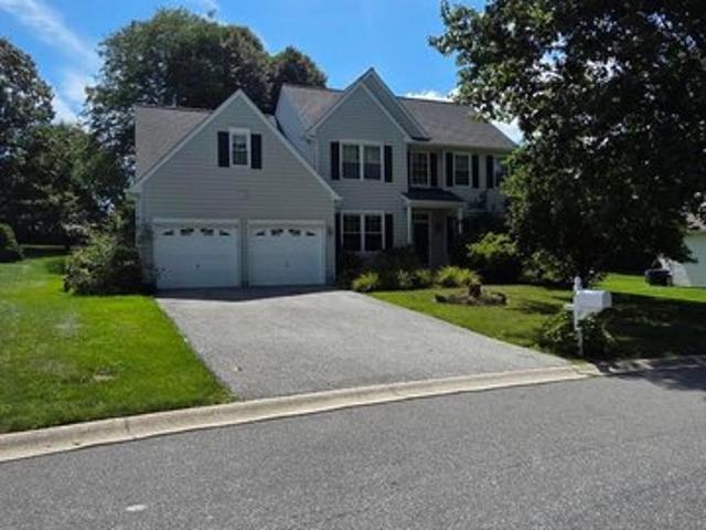8 Sweetbriar Rd, Coatesville, PA 19320