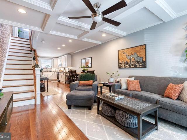 8 S Potomac Street