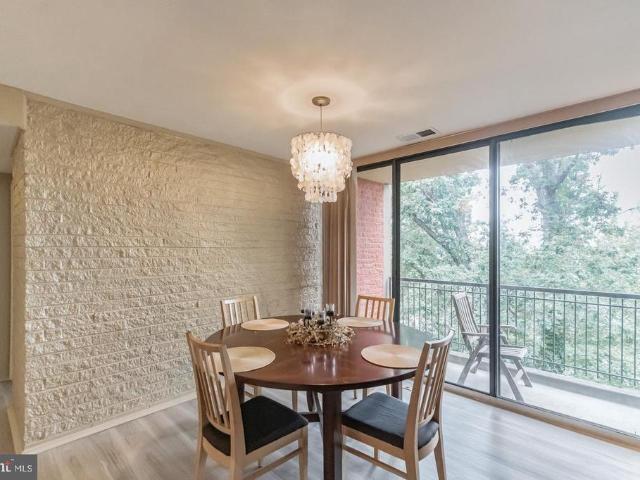 8 S Van Dorn Street # 401