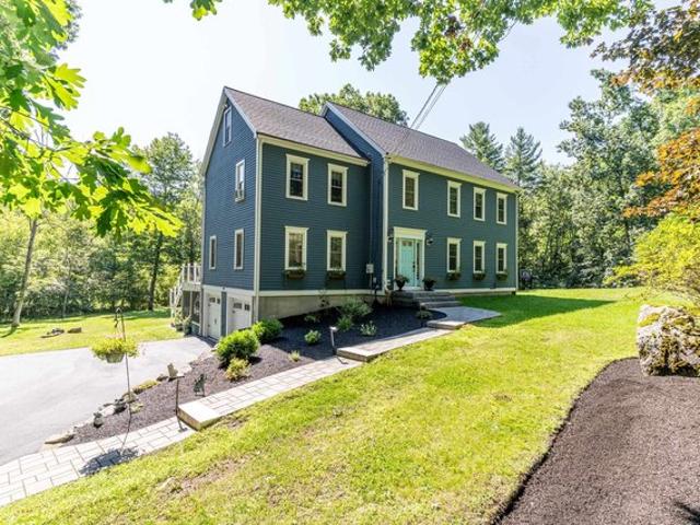 8 Sandy Brook Dr, Durham, NH 03824
