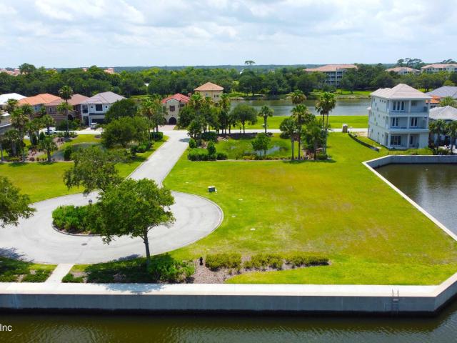 8 Schooner Cir, Palm Coast, FL 32137 | MLS #2076 | Compass