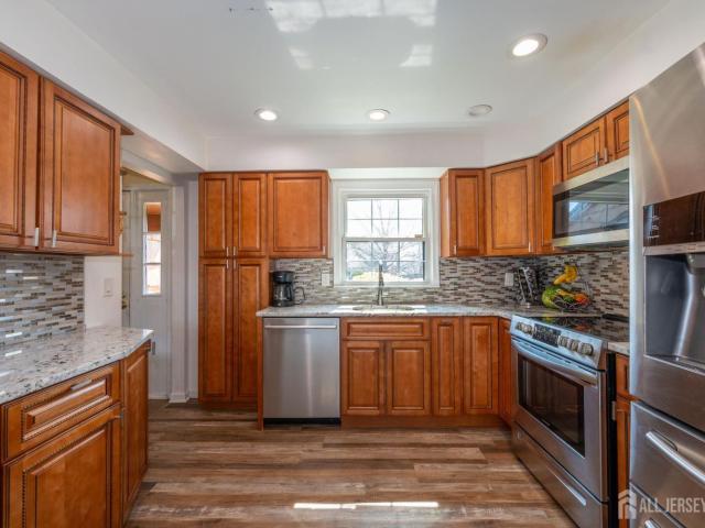 8 Sherbone Place