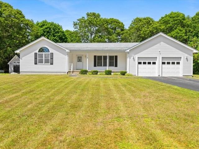 8 Sherry Ln, Bourne, MA 02532