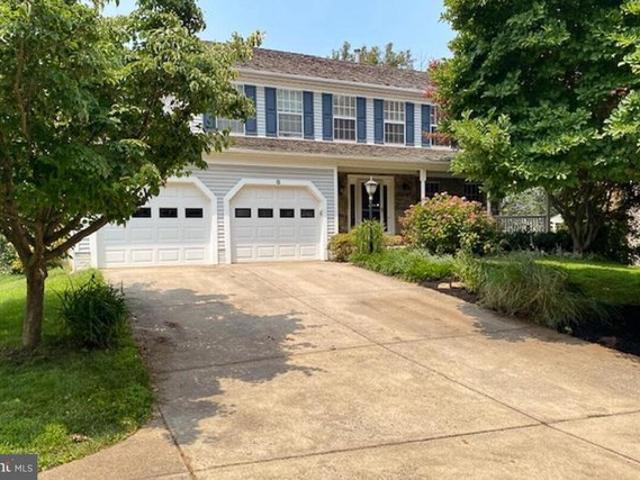 8 Shipwright Ct, Gaithersburg, MD 20877