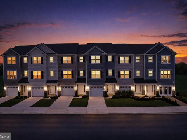 8 Silas Lane