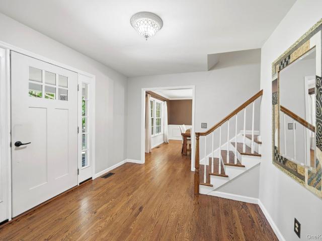 8 Sills Court