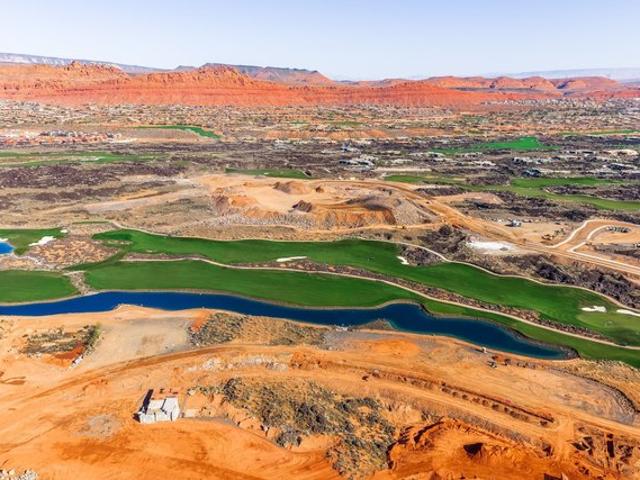 8 Silver Reef Unit 8, Santa Clara, UT 84765