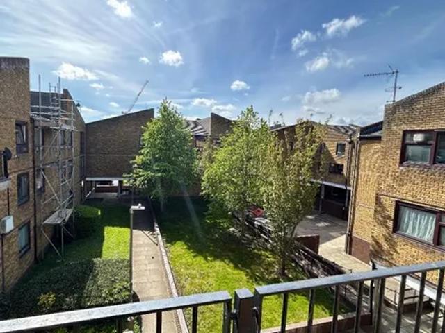 8 Siward Road, London, SW17 0LA, United Kingdom | 4 bed apartment for rent #167218052 | Rentberry