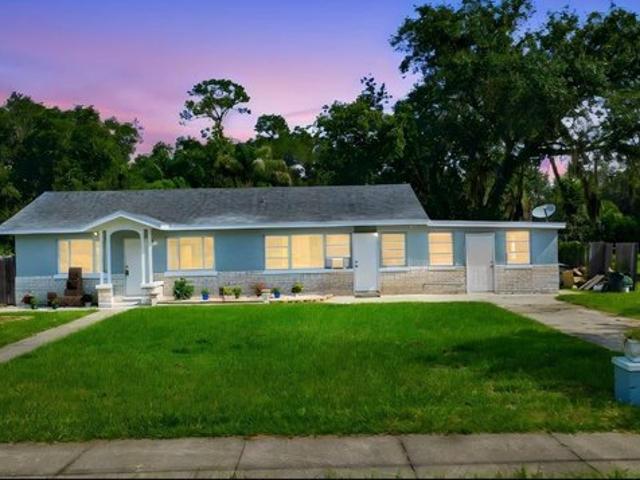 8 Smyrna Dr, Debary, FL 32713
